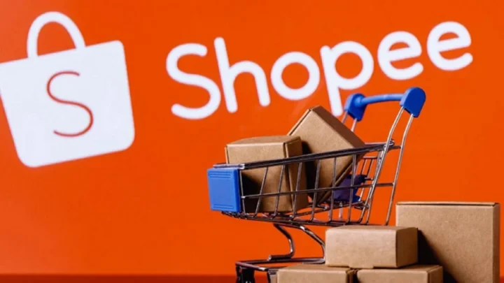 Shopee bất ngờ hoãn chính sách tăng phí mới