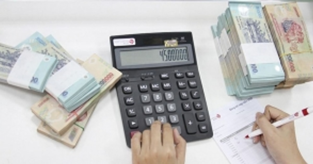 Bất động sản hút vốn đa kênh