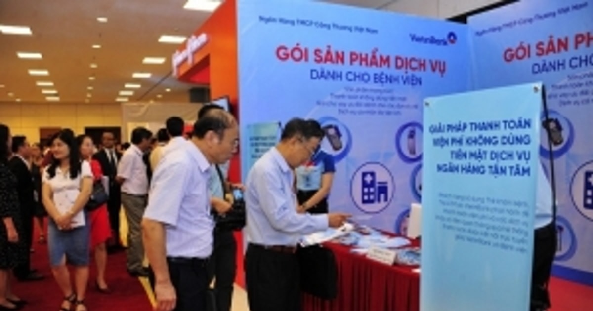 Bản tin tài chính ngân hàng ngày 10/2: VietinBank phát triển eBank