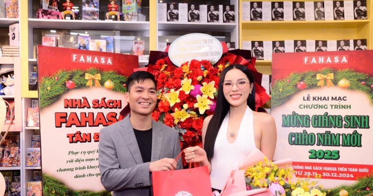 FAHASA (FHS) triển khai chương trình “Mừng Giáng sinh – Chào Năm mới 2025” tại 120 nhà sách toàn ...