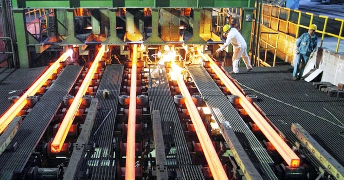 Doanh nghiệp thép trước cuộc sàng lọc mới của ngành: Hoa Sen, Nam Kim ...